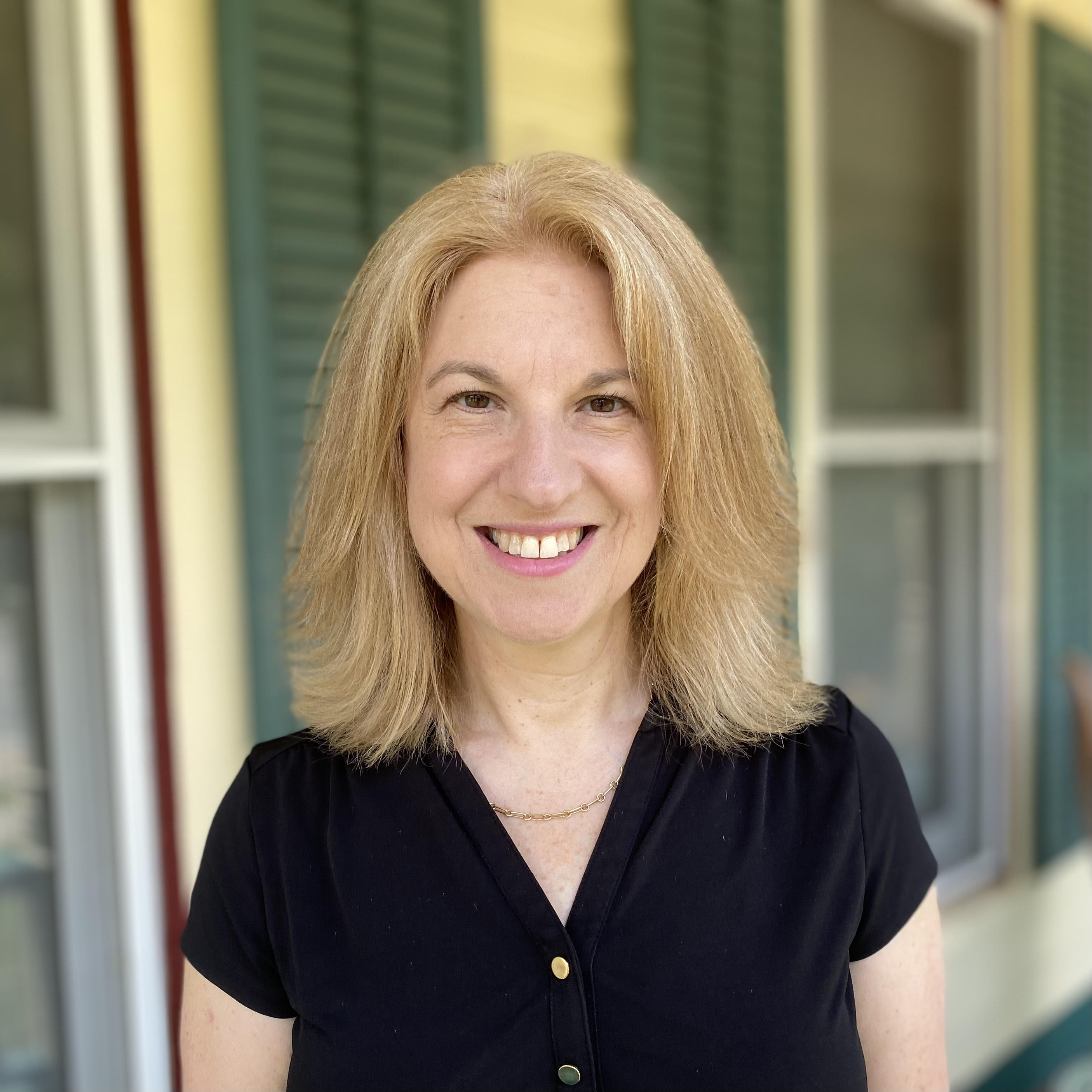 Laura Ettinger Biography